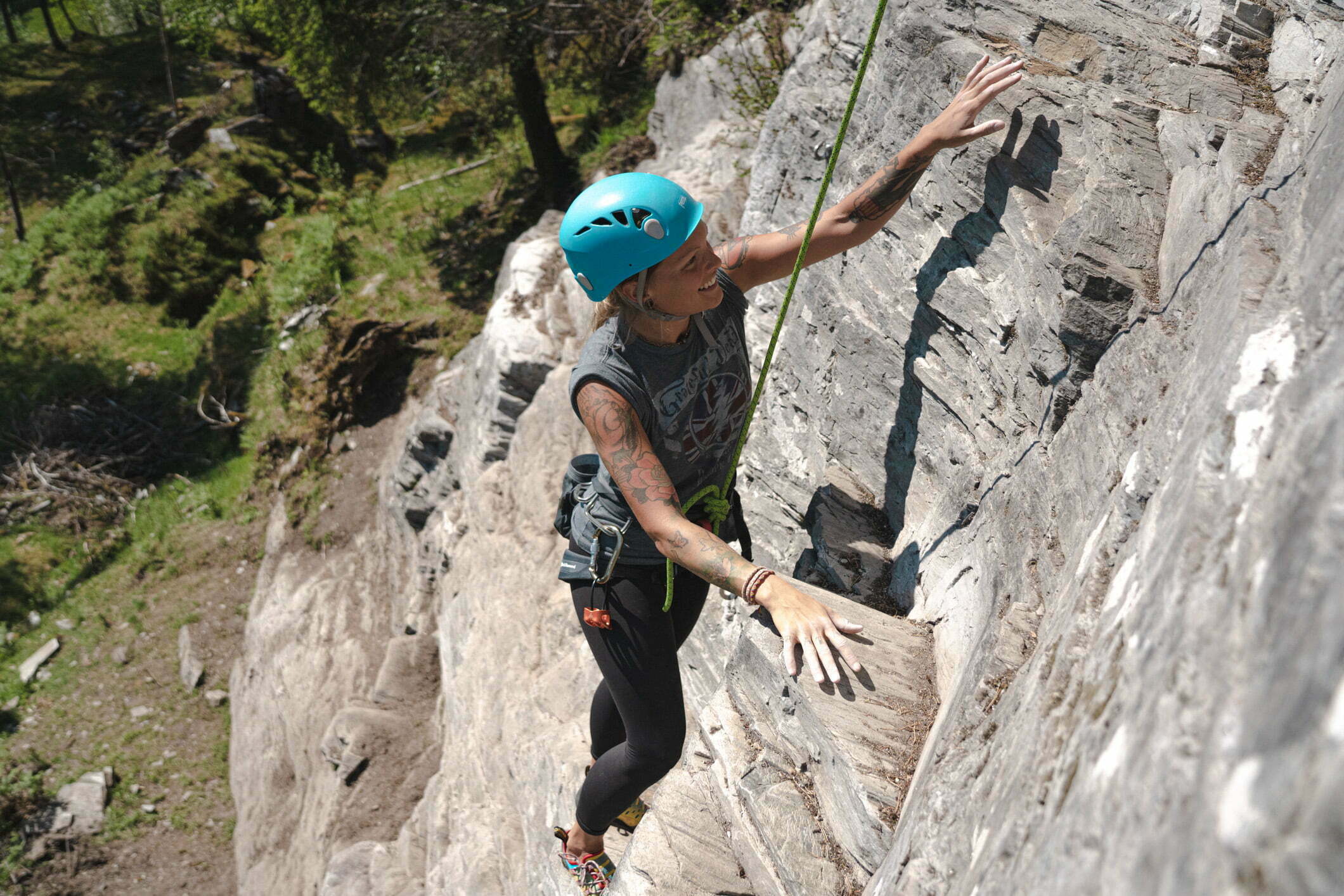 Rock climbing experience - Wild Voss